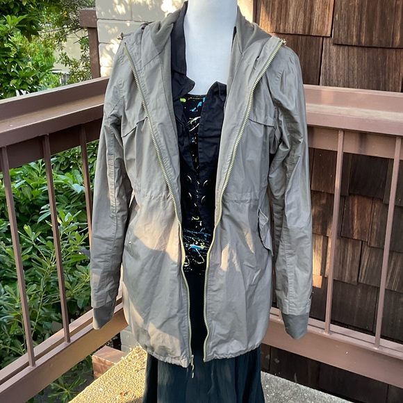 Mondetta | Jackets & Coats | Mondetta Beige Hooded Lined Rain Jacket ...